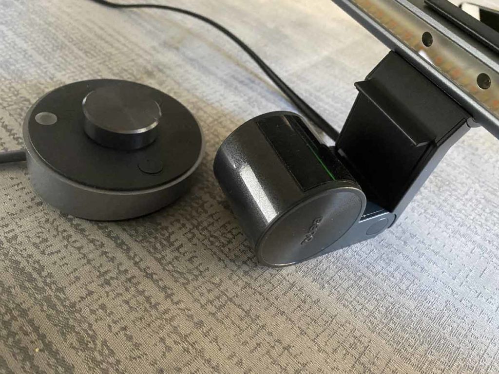 BenQ ScreenBar Plus, la lampe pour bien éclairer votre espace de travail